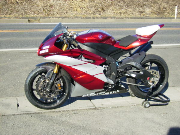 FRPカウルの製作、修理、加工なら今すぐ相談！